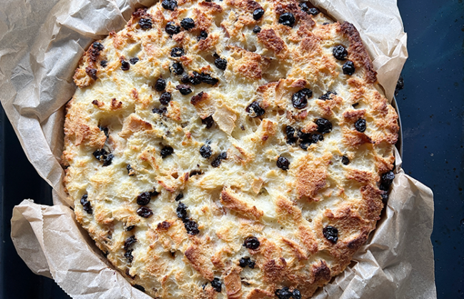 Pudding de pain : comment utiliser le pain rassis dans un dessert